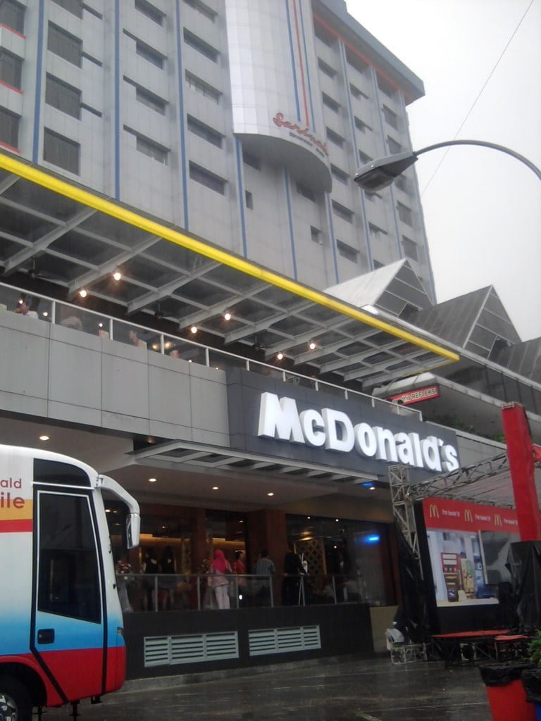 Restoran McDonald’s Sarinah-Thamrin "Pamit"